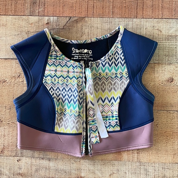 Swim | Rash Guard Crop Top | Poshmark